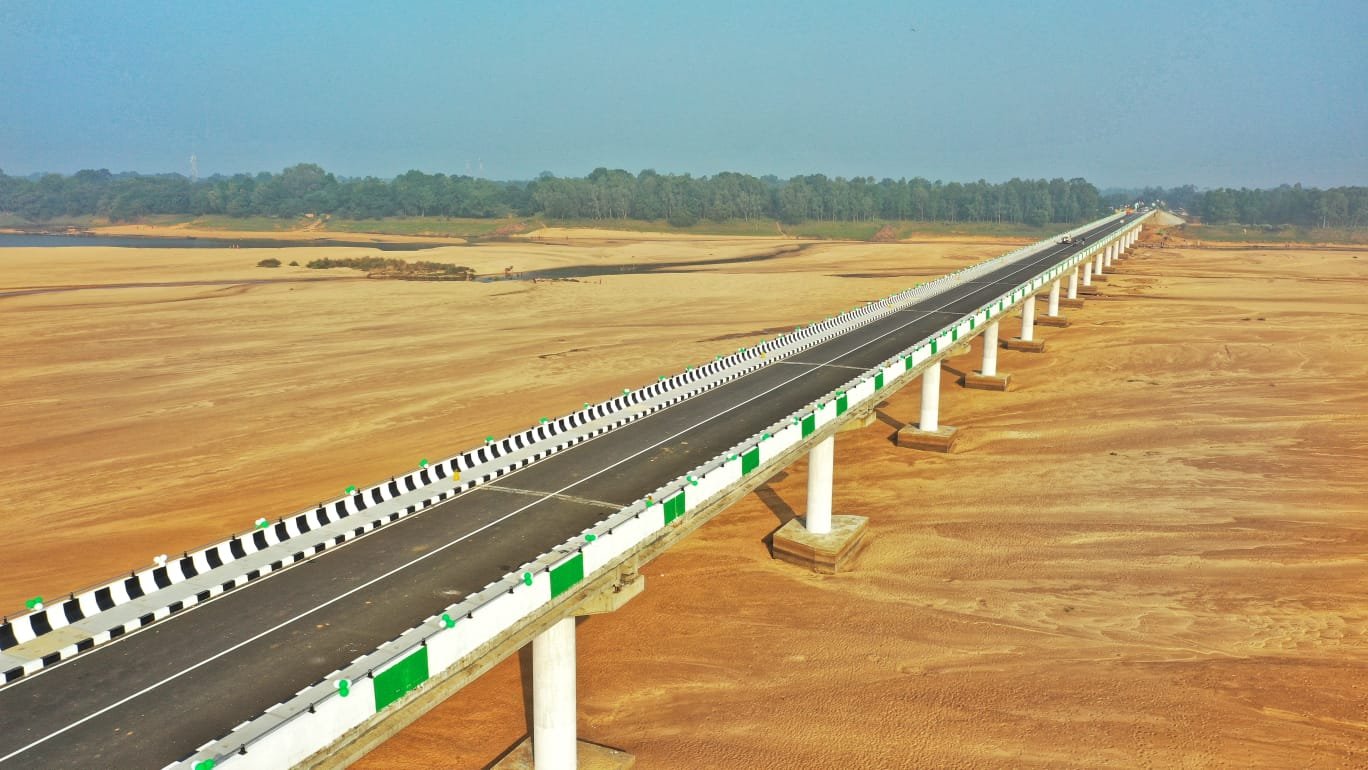 Odisha gets longest river bridge over Mahanadi - Samrudhi Express